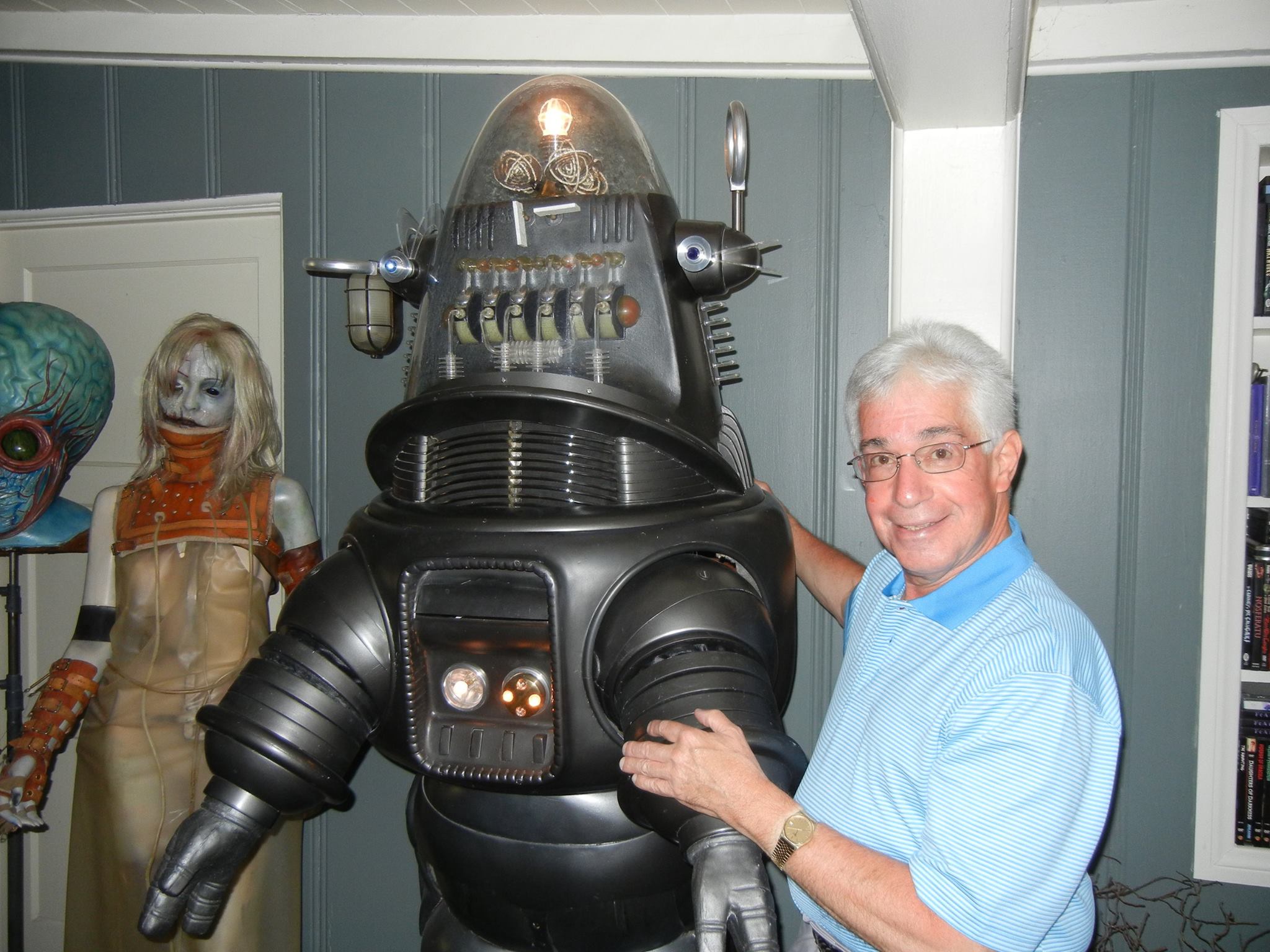 A Visit with Robby the Robot | MonSFFA