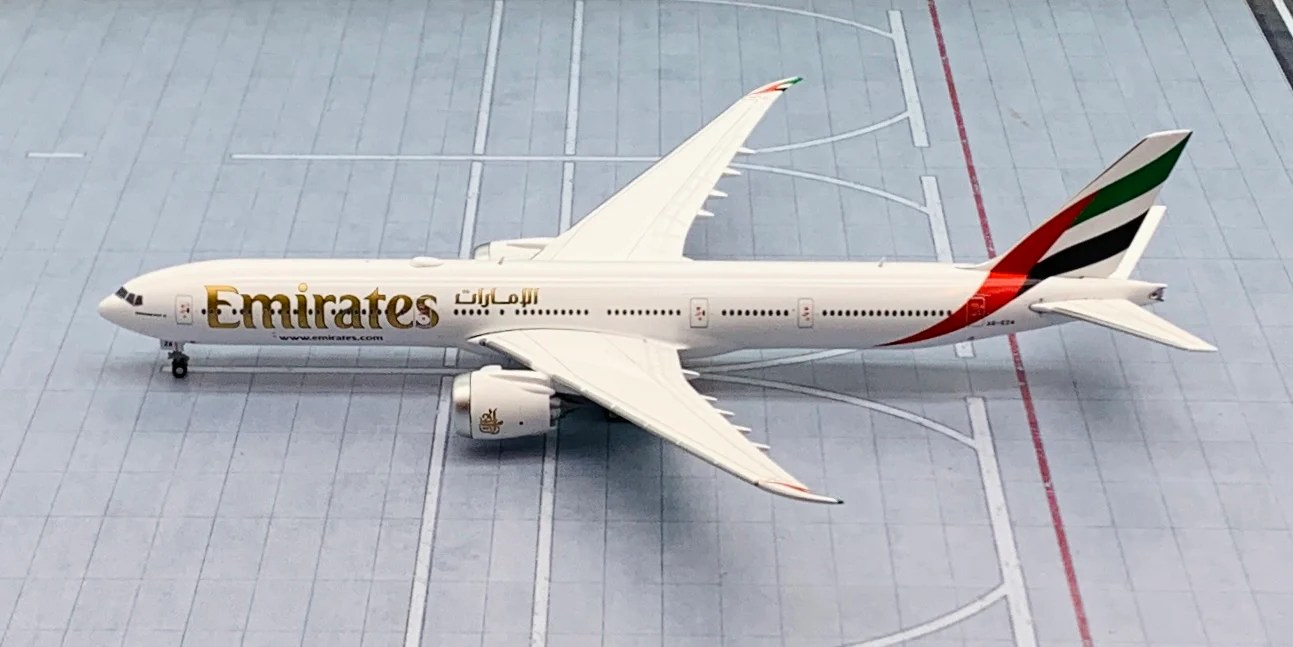 Gemini Jets 1 400 Emirates Boeing 777 9x A6 Eza First Class Collectables