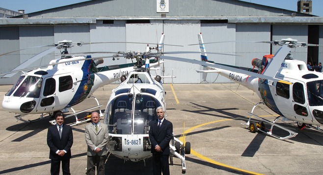 Helicópteros policiales prueban tecnología sobrevolando Luján - FM ...