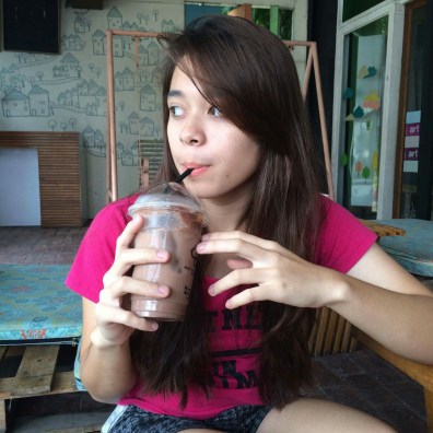 About Me – Rhea Reyes