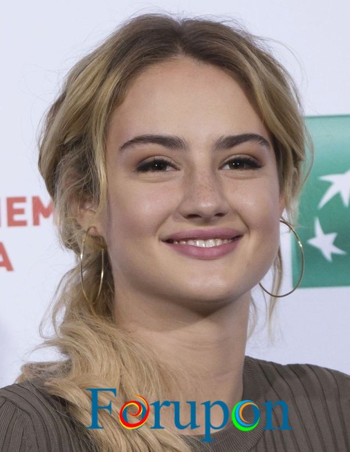 Grace Van Patten Wiki - Biography Net Worth, Age, Family - For Upon