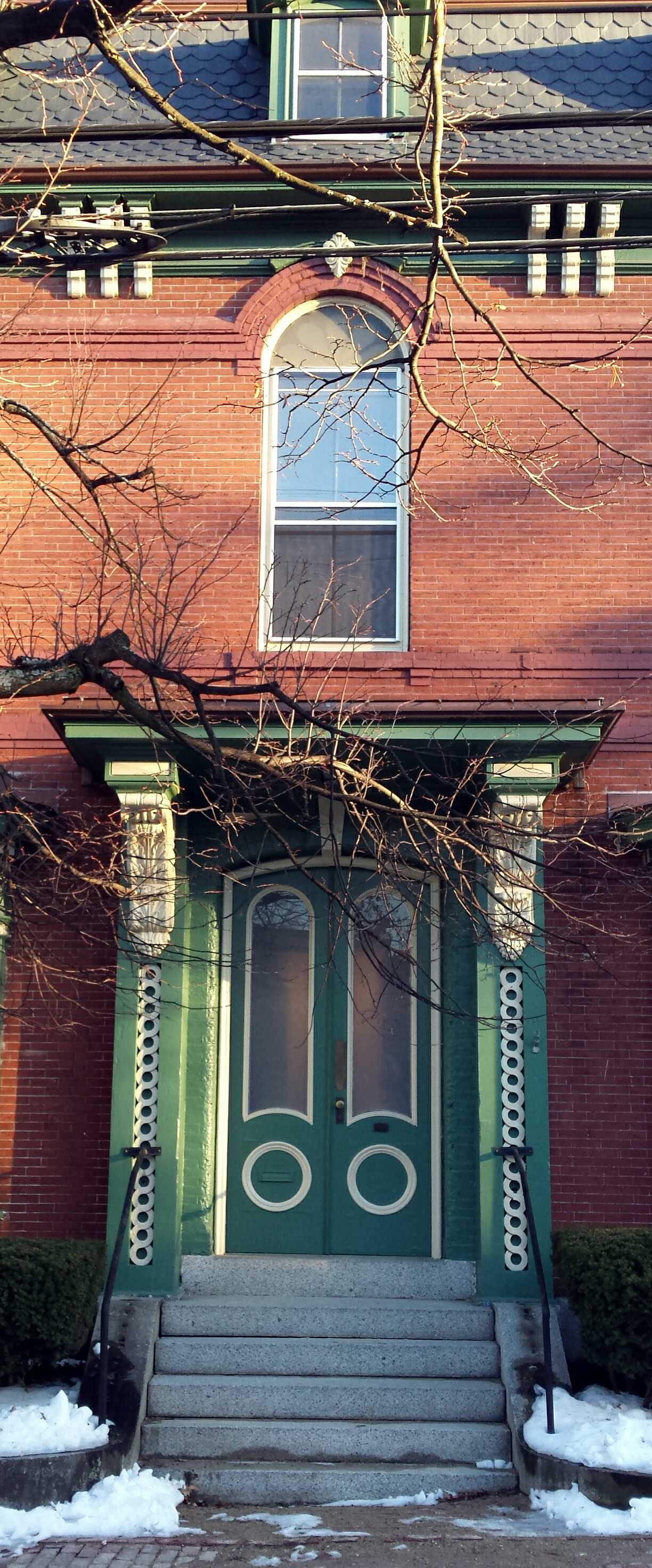 Glimpses. 158 Danforth Street | Portland House Stories