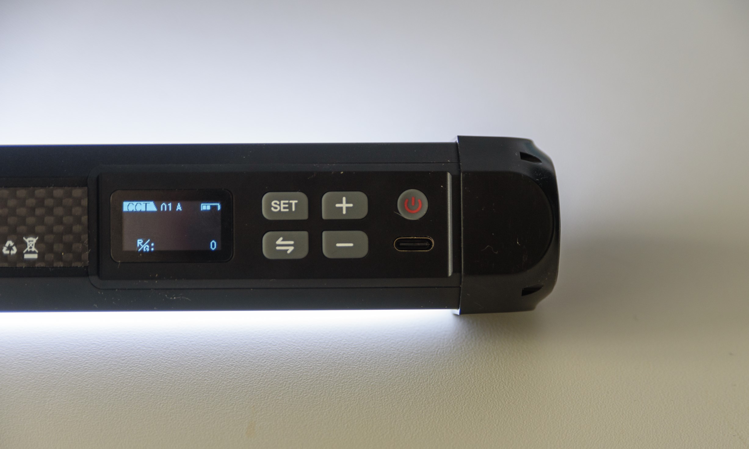 Review: Weeylite K21 RGB LED Light Stick – frederikboving