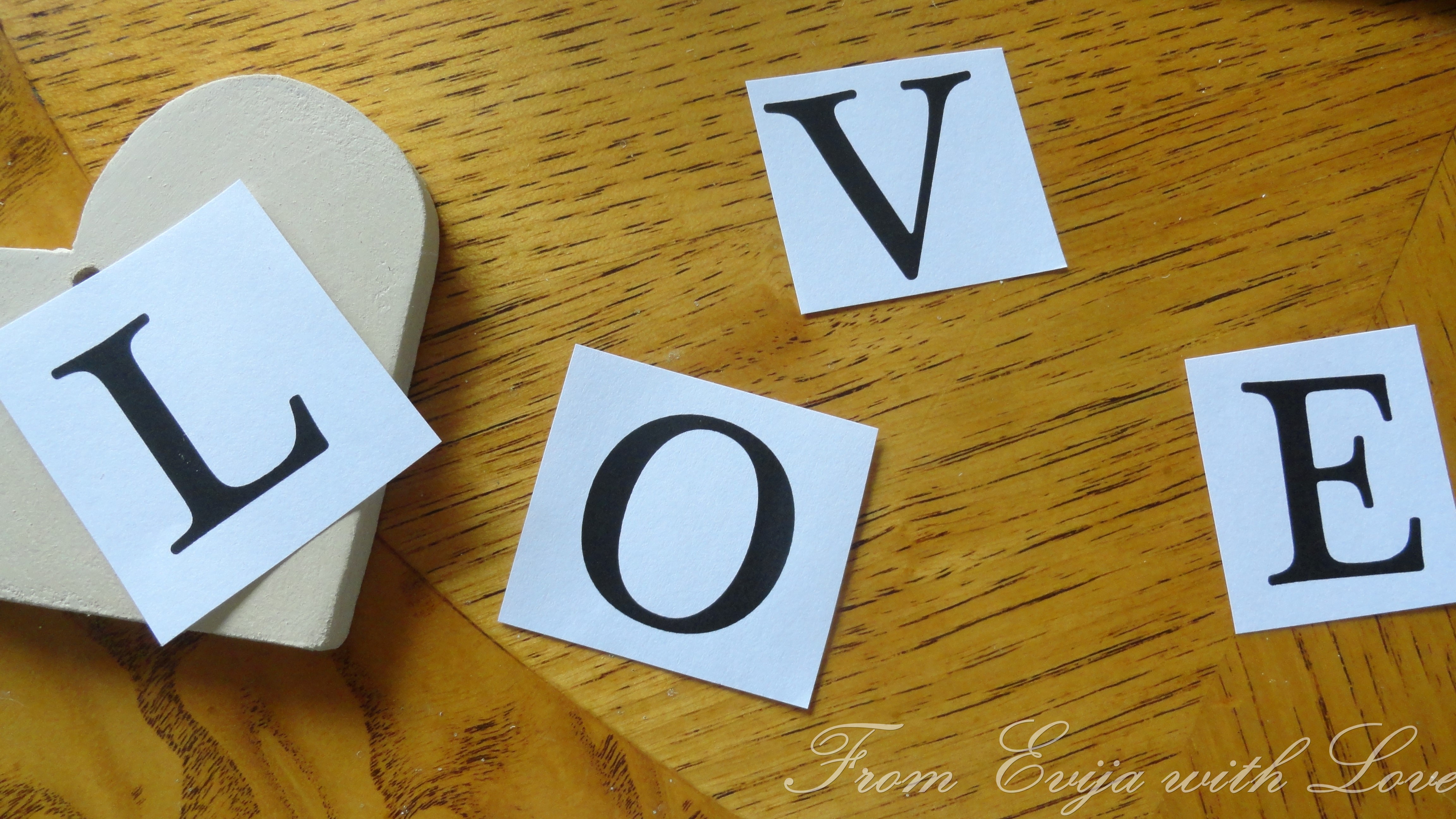 Create your own heart shaped - Love sign - From Evija with Love
