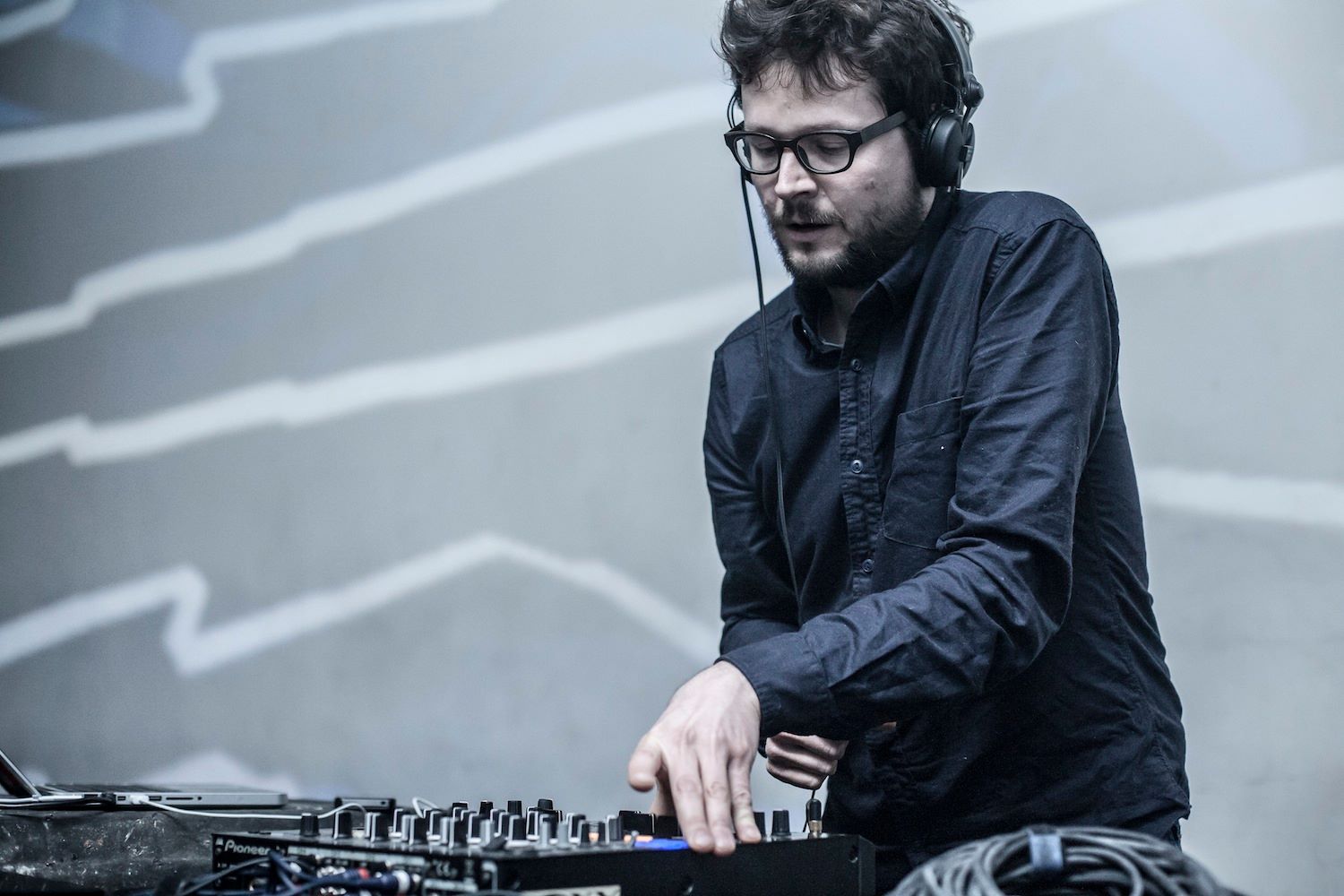 Floex presents single Pape And Tura from Papetura Soundtrack | FULLSYNC