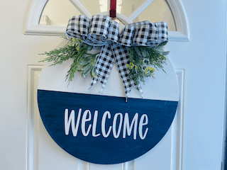 Welcome Door Sign | DIY - Fun Stuff Crafts