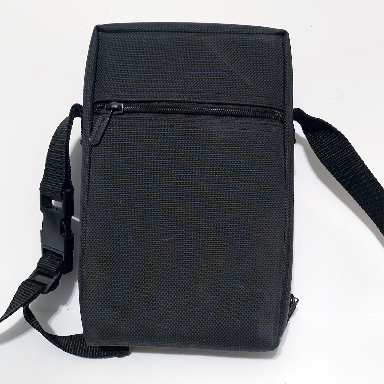 Original Nintendo Game Boy Carry Case — Gametrog