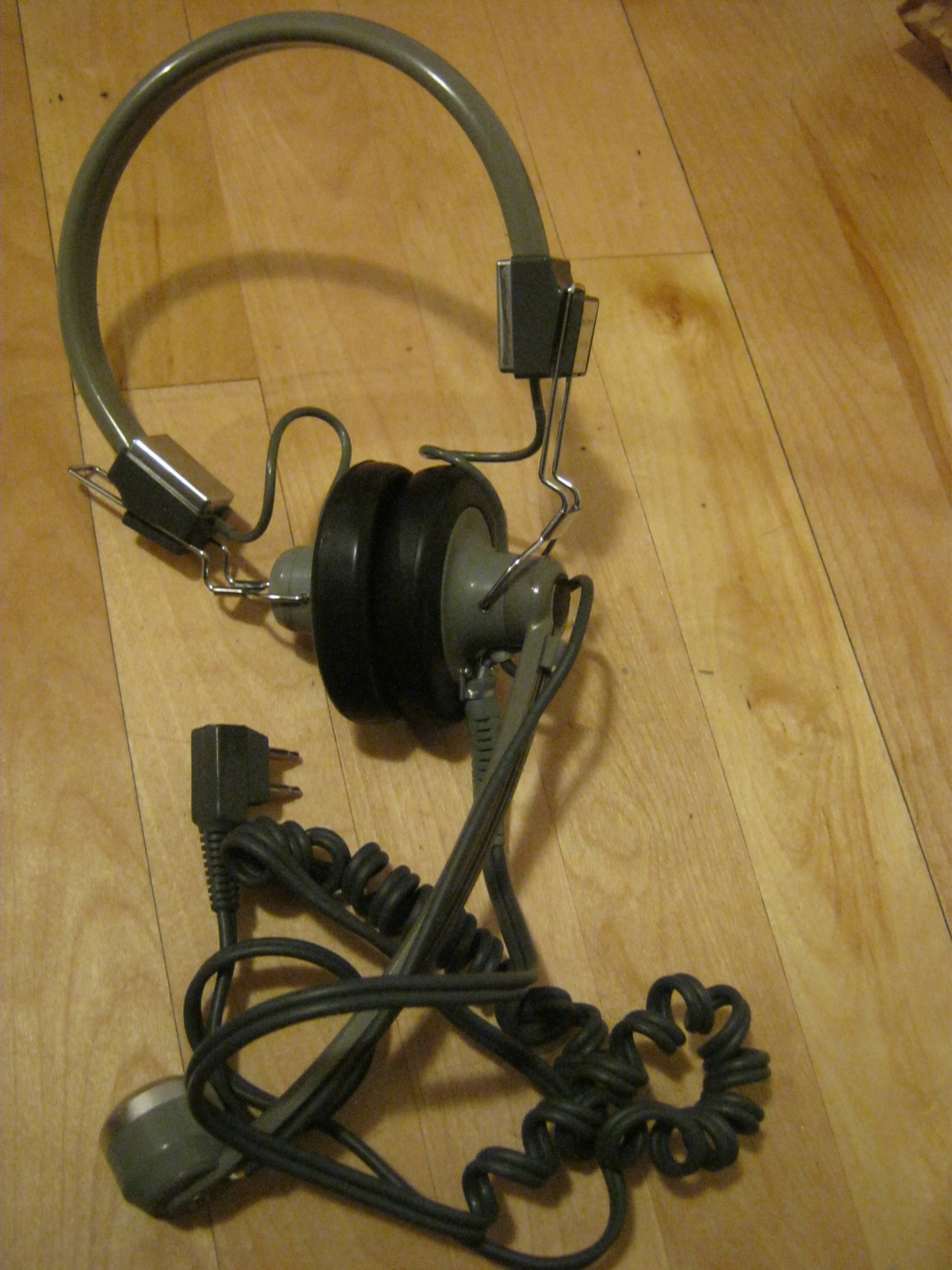 November 2012 – Page 4 – Things I find in the garbage