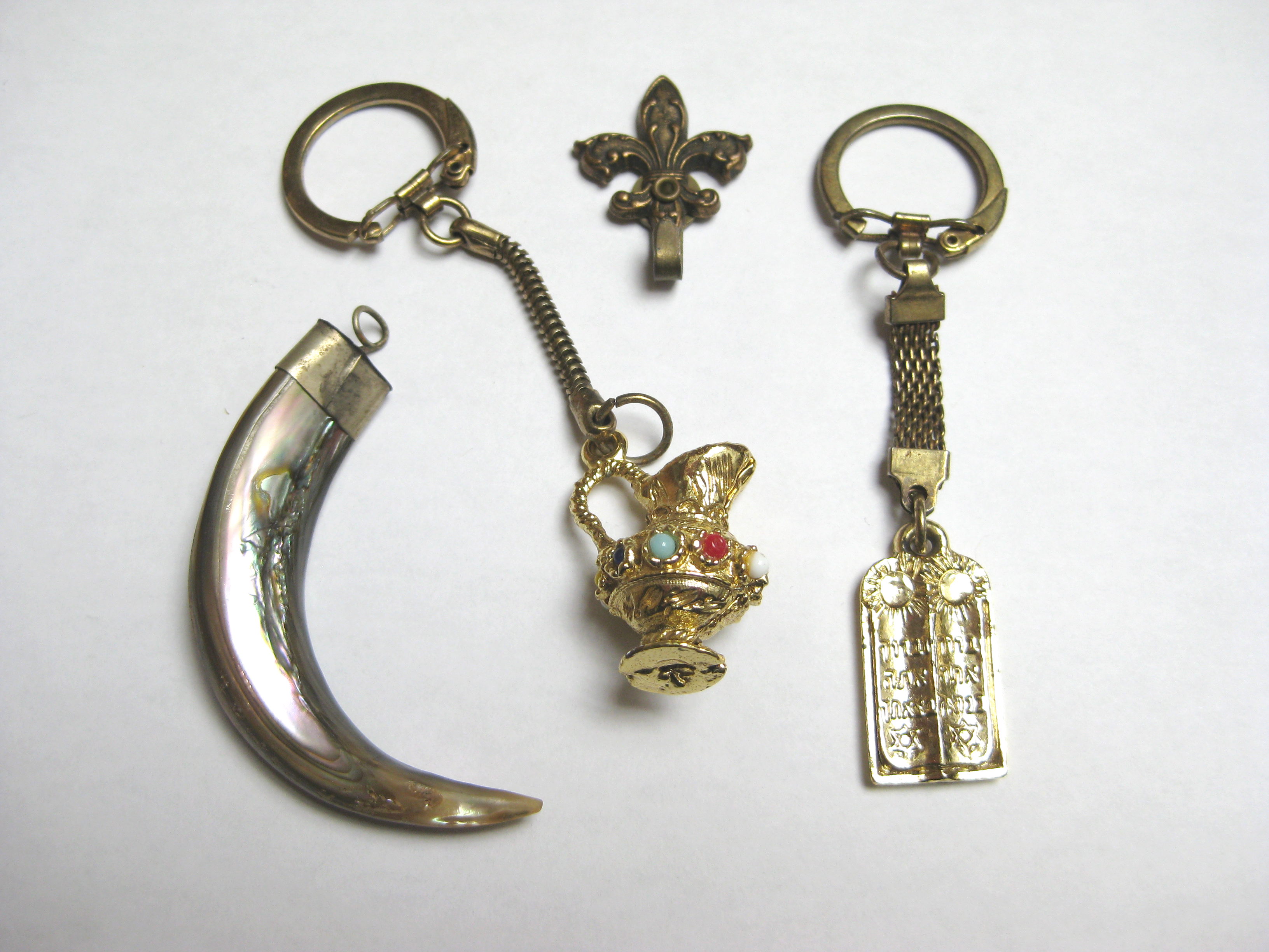 Crown Life – Things I find in the garbage