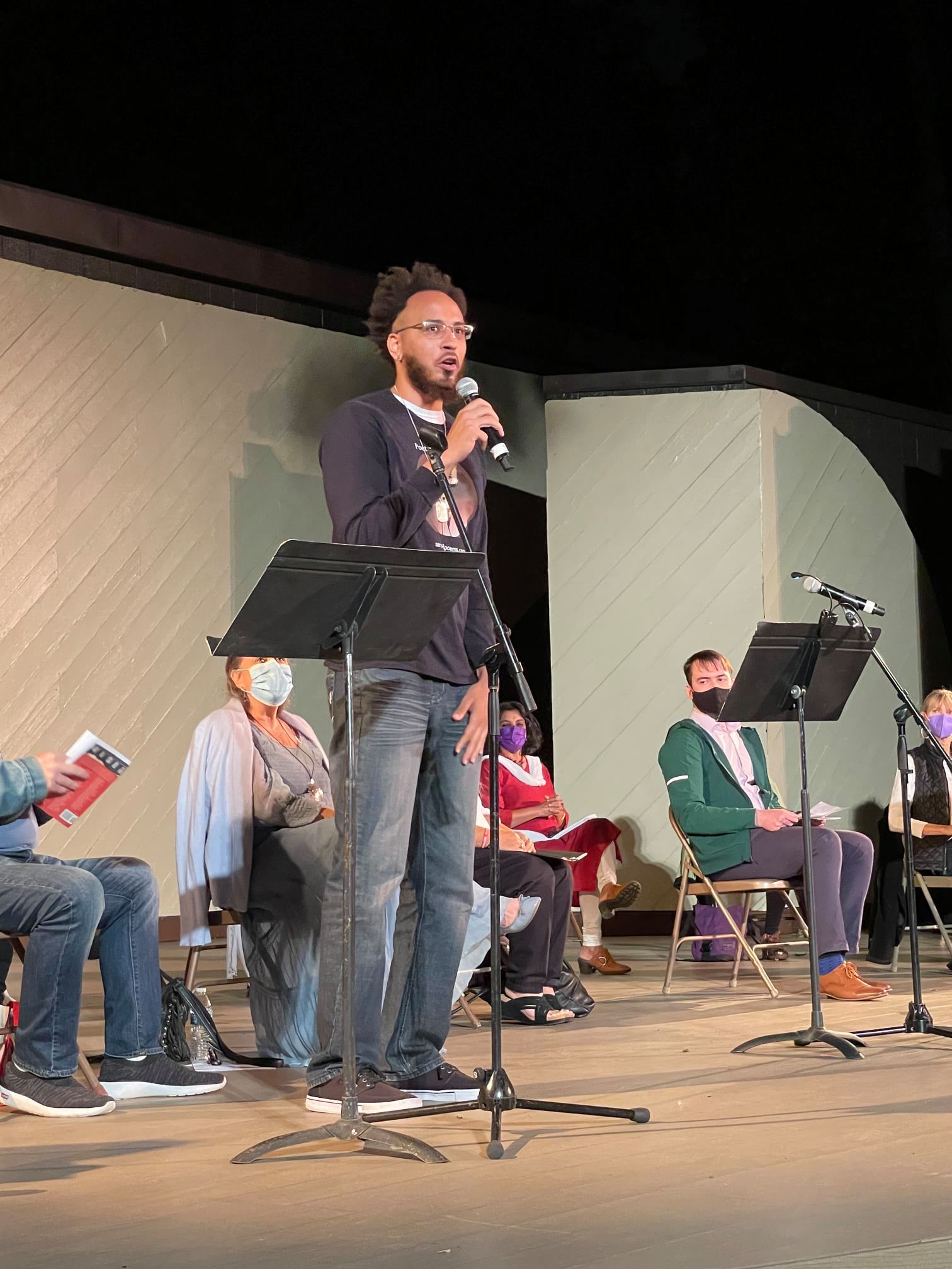 Written in Arlington – Pictures from the night launch – Gargoyle Magazine