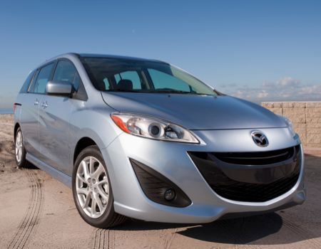Mazda Makes Minivans Cool(ish) With Mazda5 | GearDiary