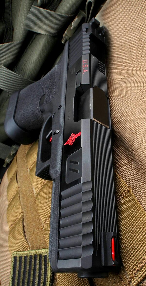 Aaron- Zev modified Glock 17- Gun Of The Day - Gears of Guns