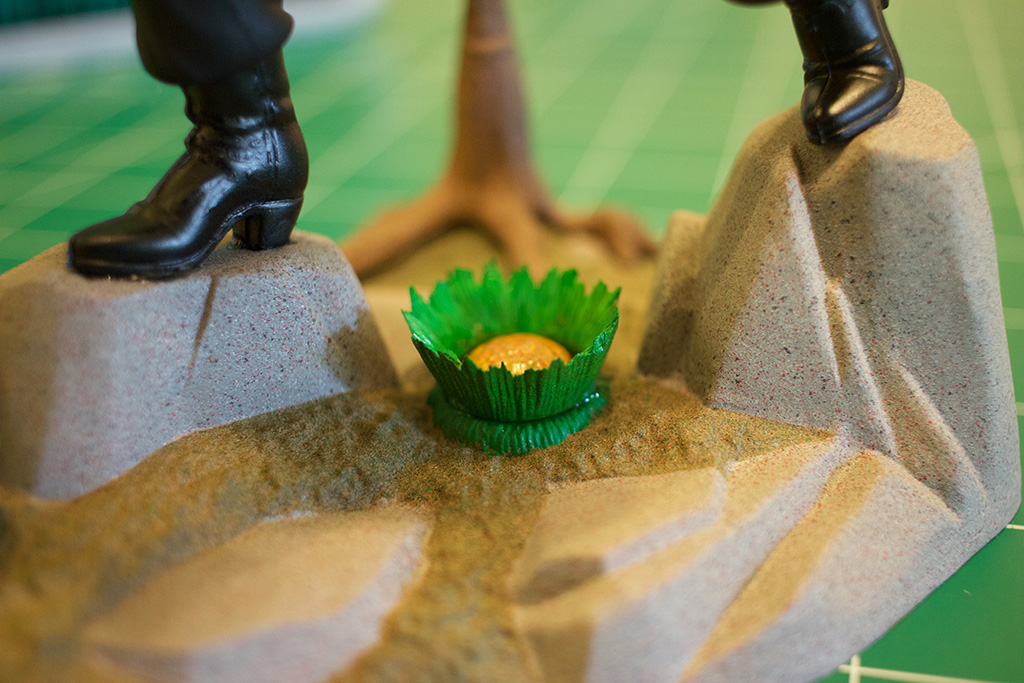 AMT’s Star Trek “Mr. Spock of the USS Enterprise” Model Kit – Geekometry