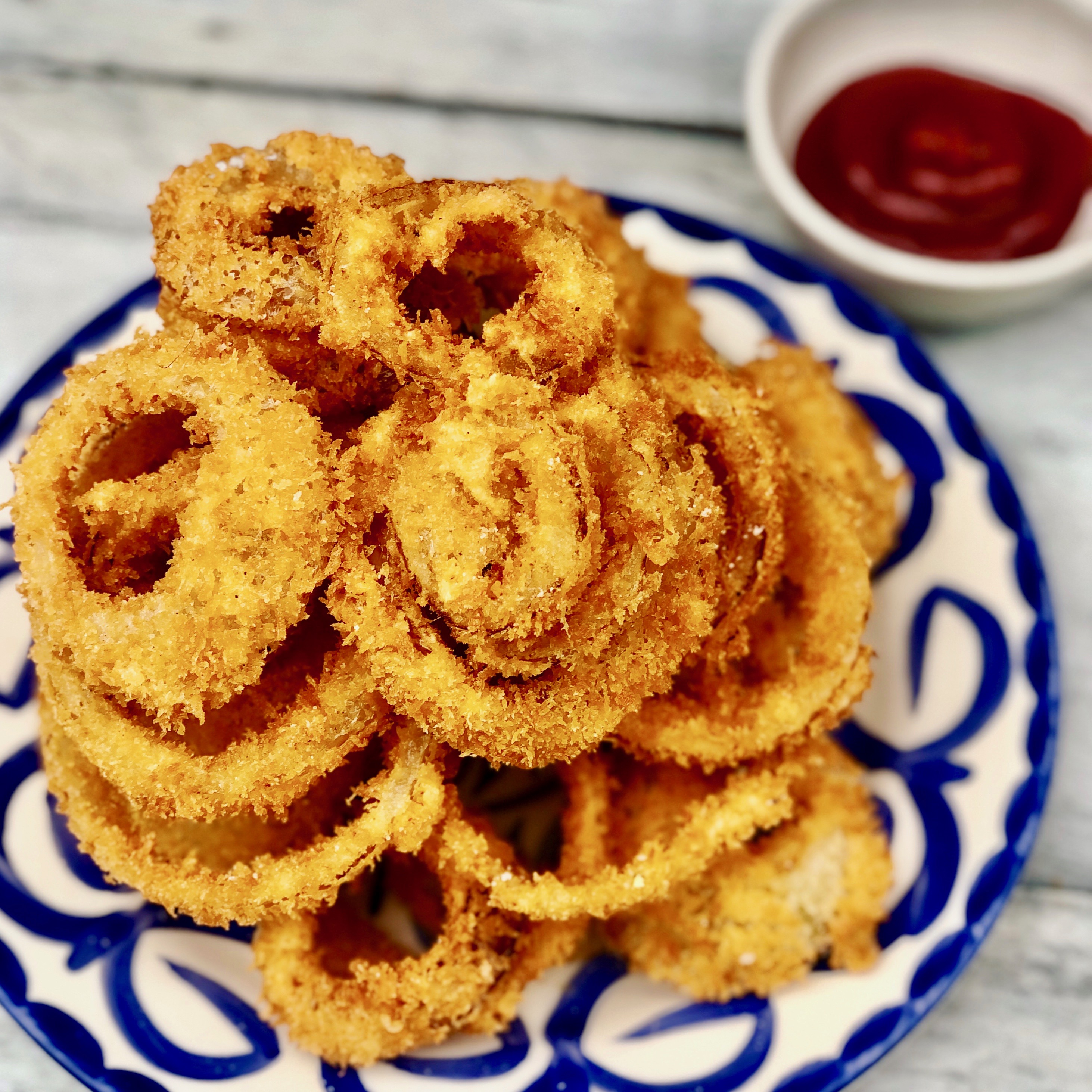 The Most Amazing, Crispy Onion Rings