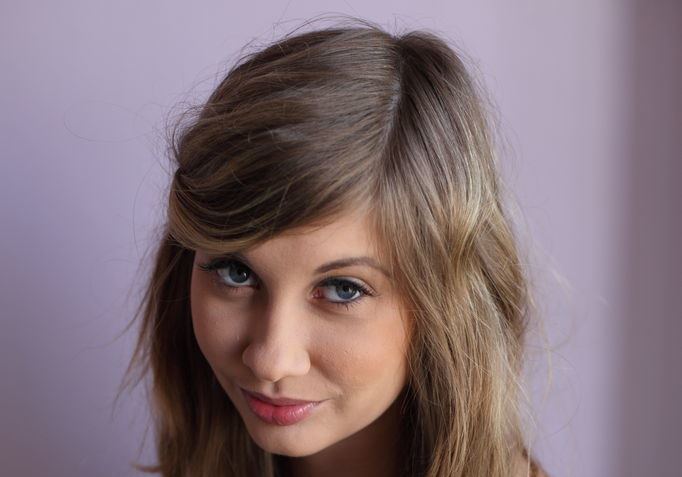 Holly Anderson Biographywiki Age Height Career Photos And More 5166