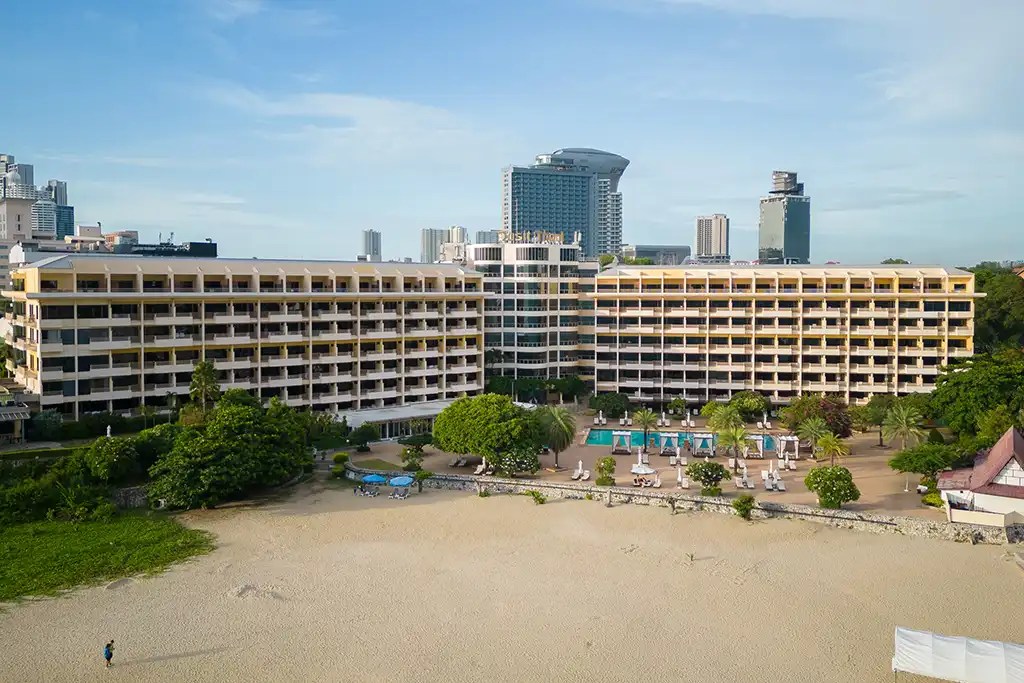 รีวิว Dusit Thani Pattaya (ดุสิตธานีพัทยา) - GOGOGENG