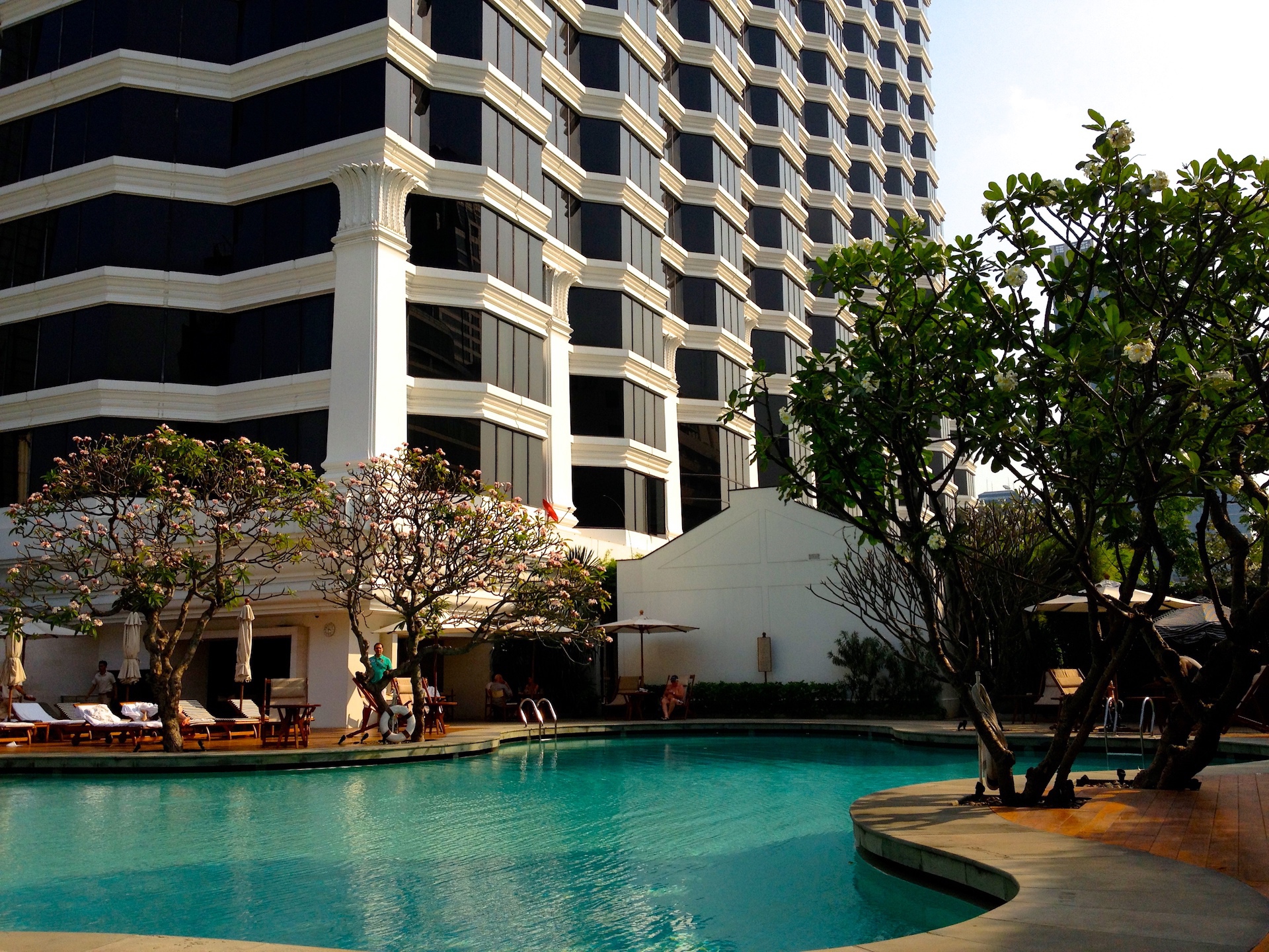 Hotel Check In: Grand Hyatt Erawan - Going Global TV