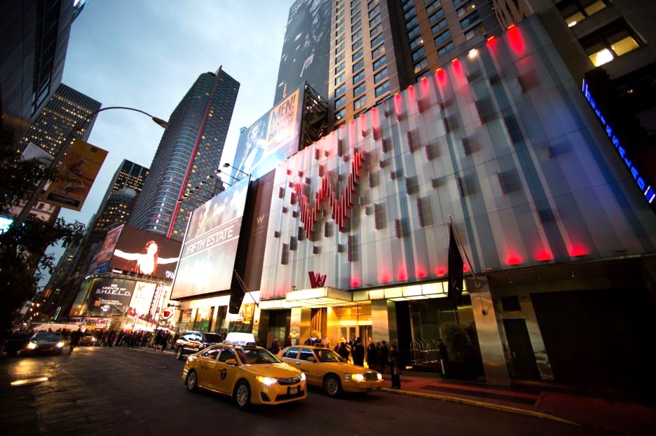 Hotel Check In: W Times Square - Going Global TV