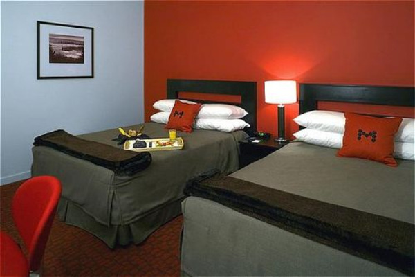 Moda Hotel Vancouver - Take The Elevator Home - Good Life Vancouver