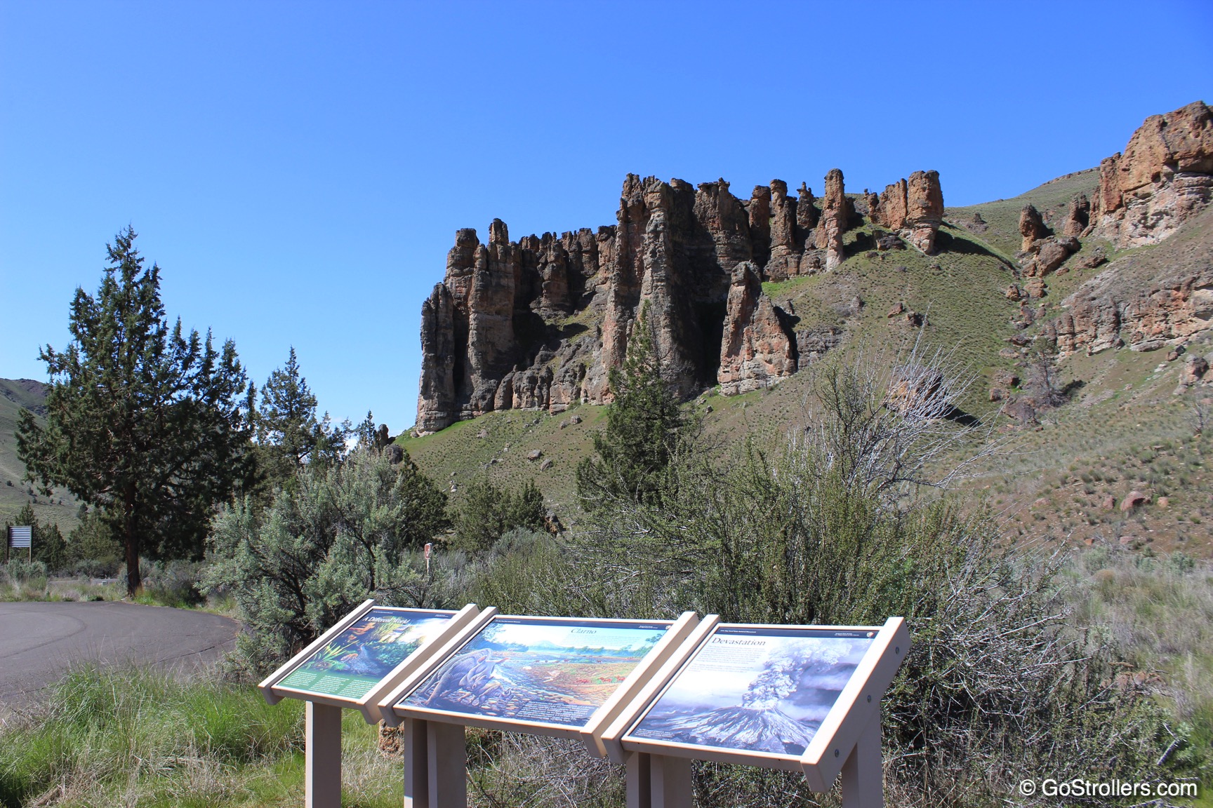 [Short Trip to Eastern Oregon, April] Clarno Unit, John Day Fossil Beds ...