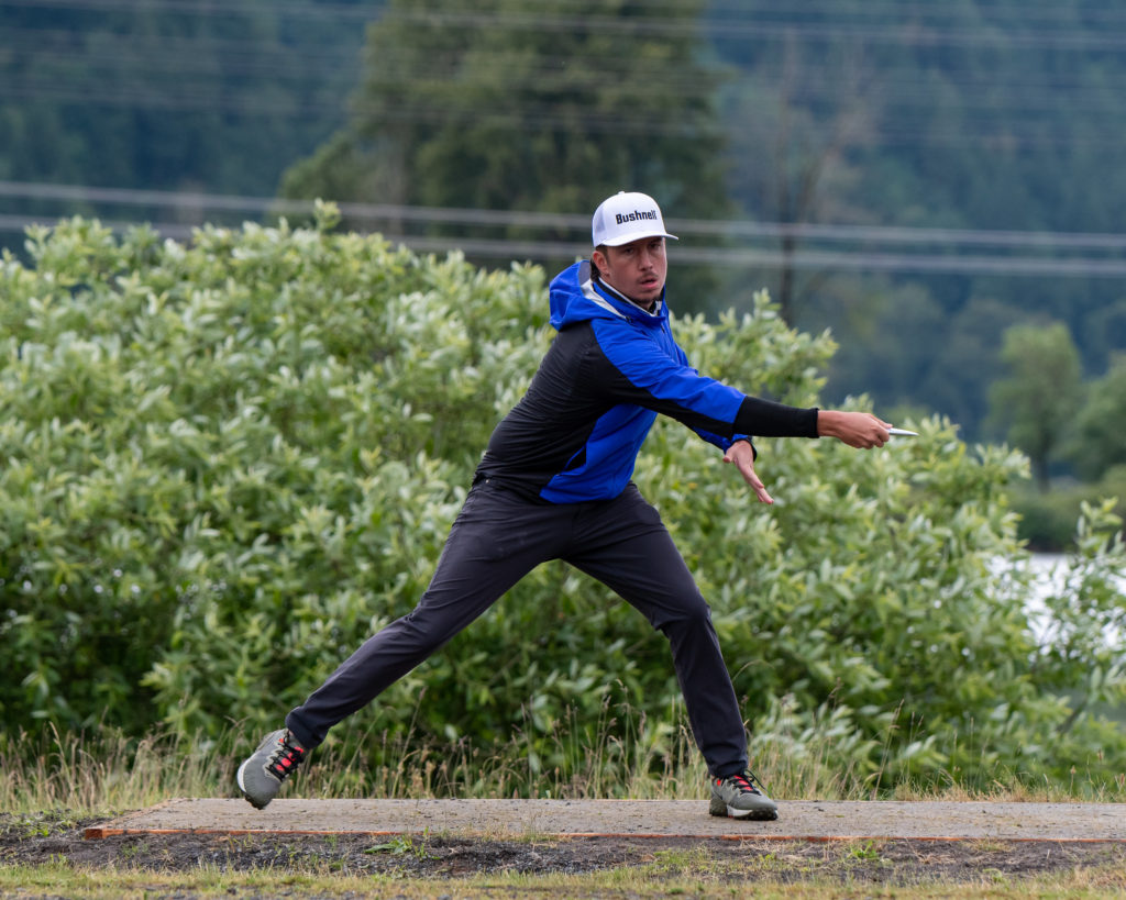 Newbies: 5 tips for dissecting a disc golf hole