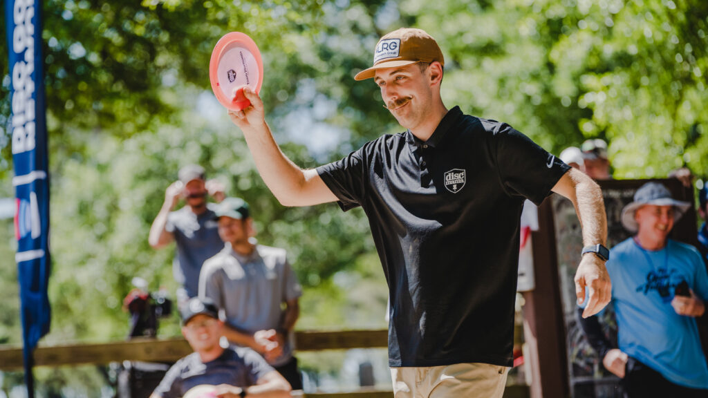 YouTube: Why bad (amateur) disc golf is so entertaining