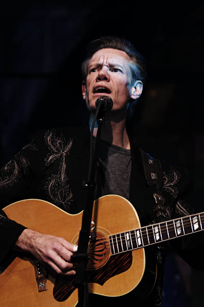 Randy Travis | Making Light Sing