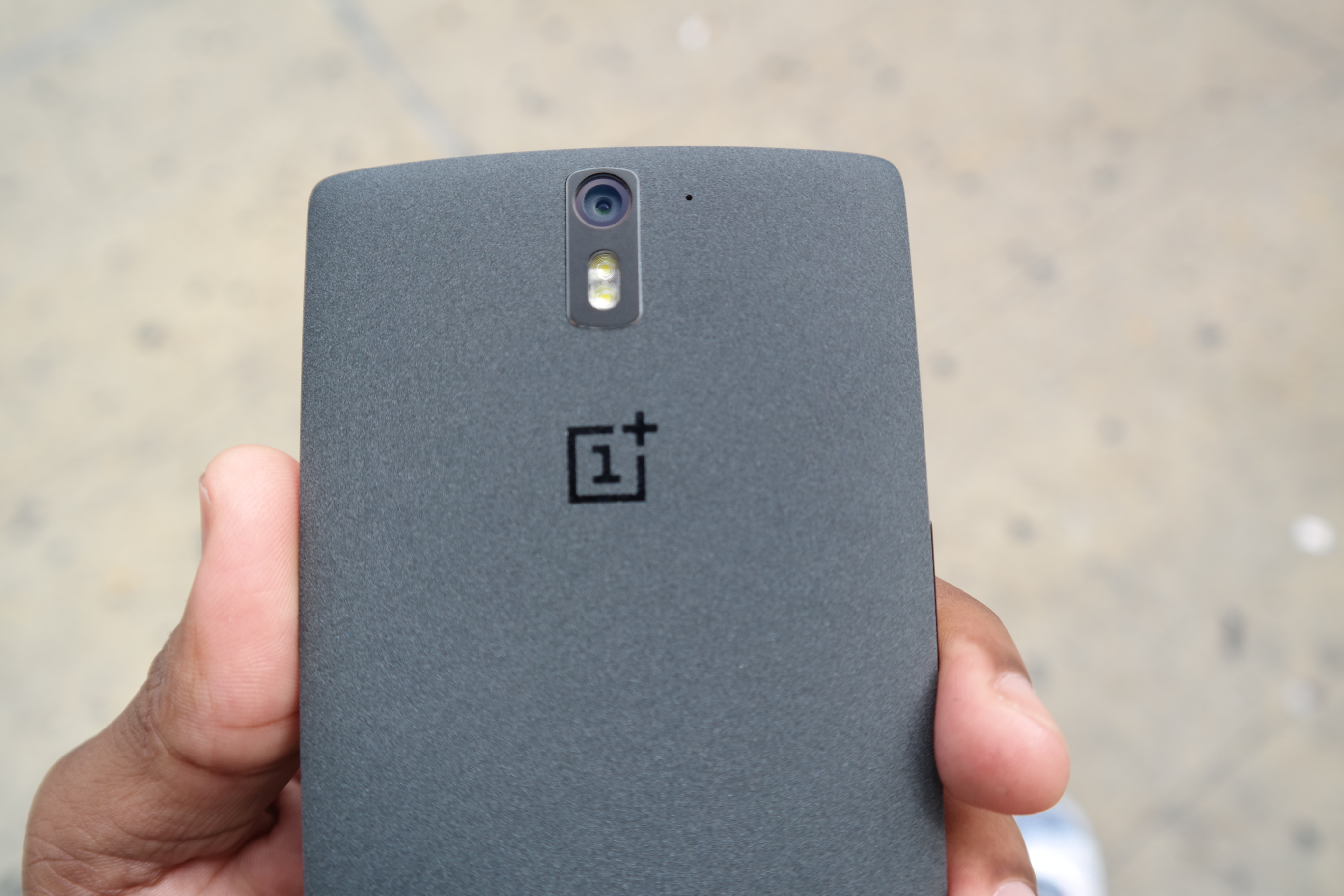 OnePlus One : The Best Smartphone You Can’t Get [Review] – G Style Magazine