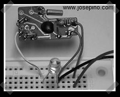Cheap 1 Hz Clock Source | Hackaday