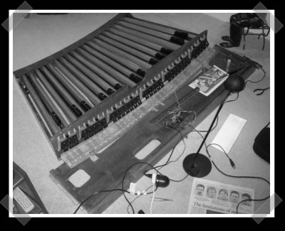 DIY Midi Pedalboard | Hackaday