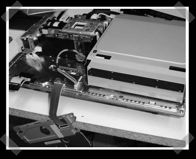 Make Your Own PS3 Laptop (part 1) | Hackaday