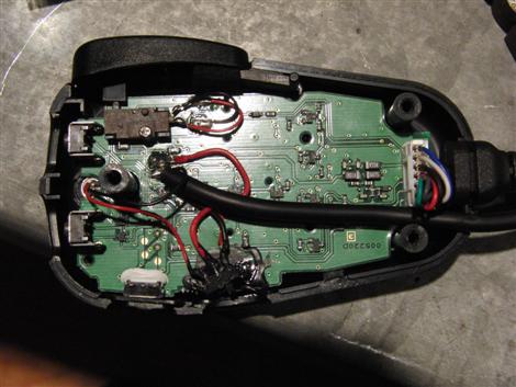 Adding A Microphone Jack To A HAM Radio Handset | Hackaday