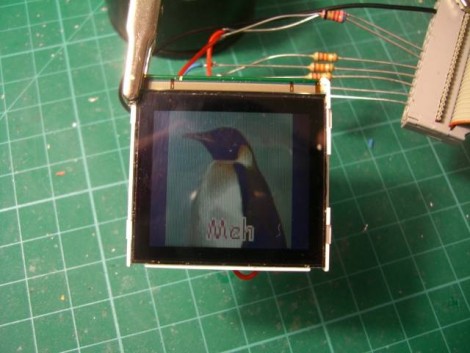 Using A Cellphone LCD As Auxiliary Linux Display | Hackaday