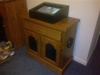 Touch Screen Jukebox | Hackaday