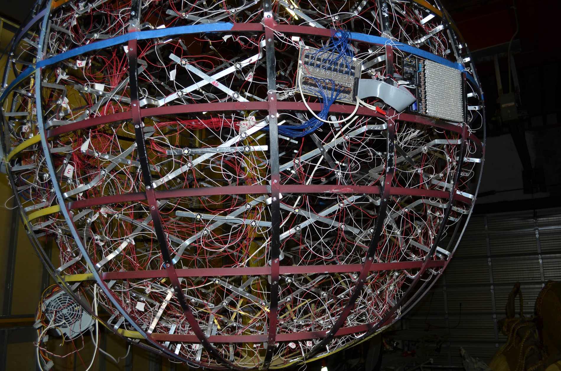 Disco Planet, A Massive RGBW LED Array In A 6′ Globe | Hackaday