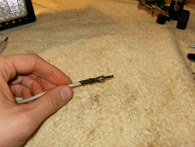 Poor Audio Quality Made Great: Listen To Vintage Music Using An Antique ...