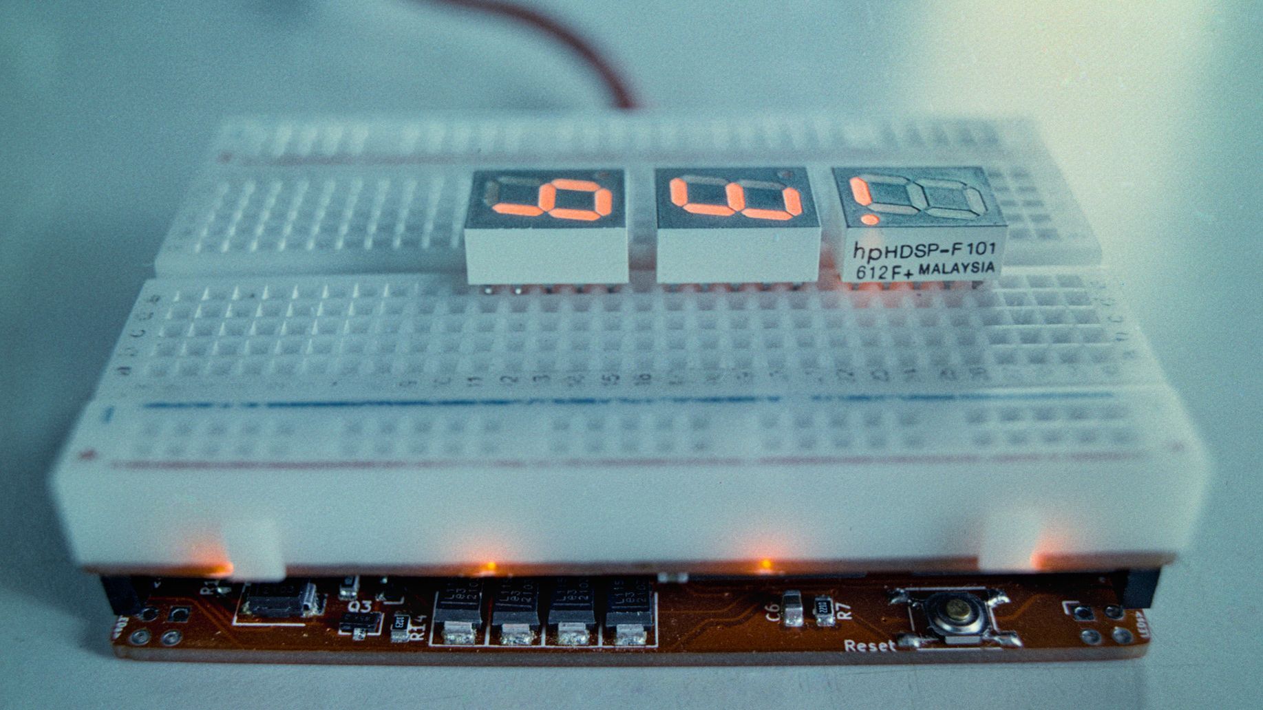 How To Make A Simple Circuit On Breadboard - Wiring Draw And Schematic
