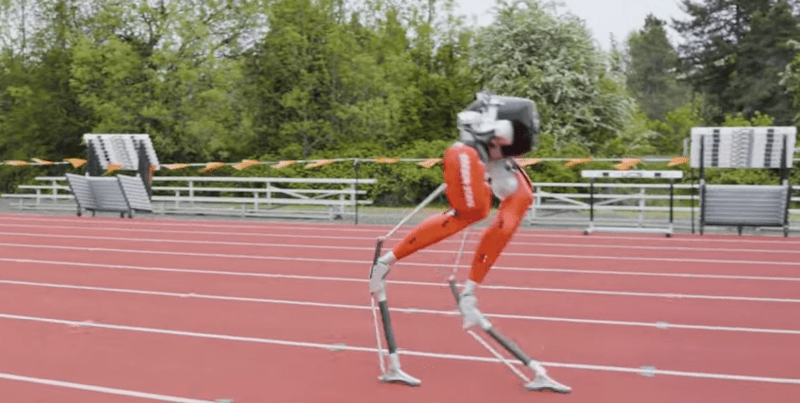 Robot Blade Runner Turns In World Record Time - TrendRadars