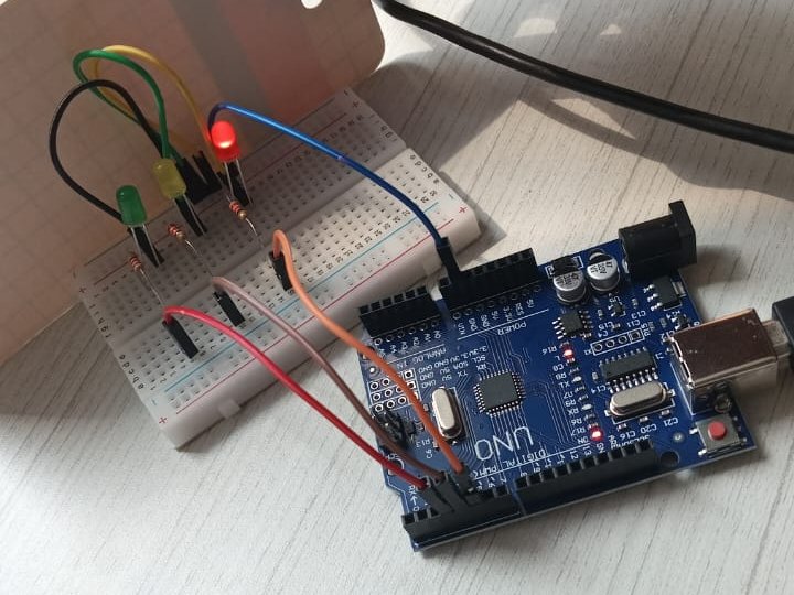 Build Your Own Traffic Light Controller With Arduino Uno R4 Hackster Io - Gorgeous Desktop Sunset Designs | Free Download