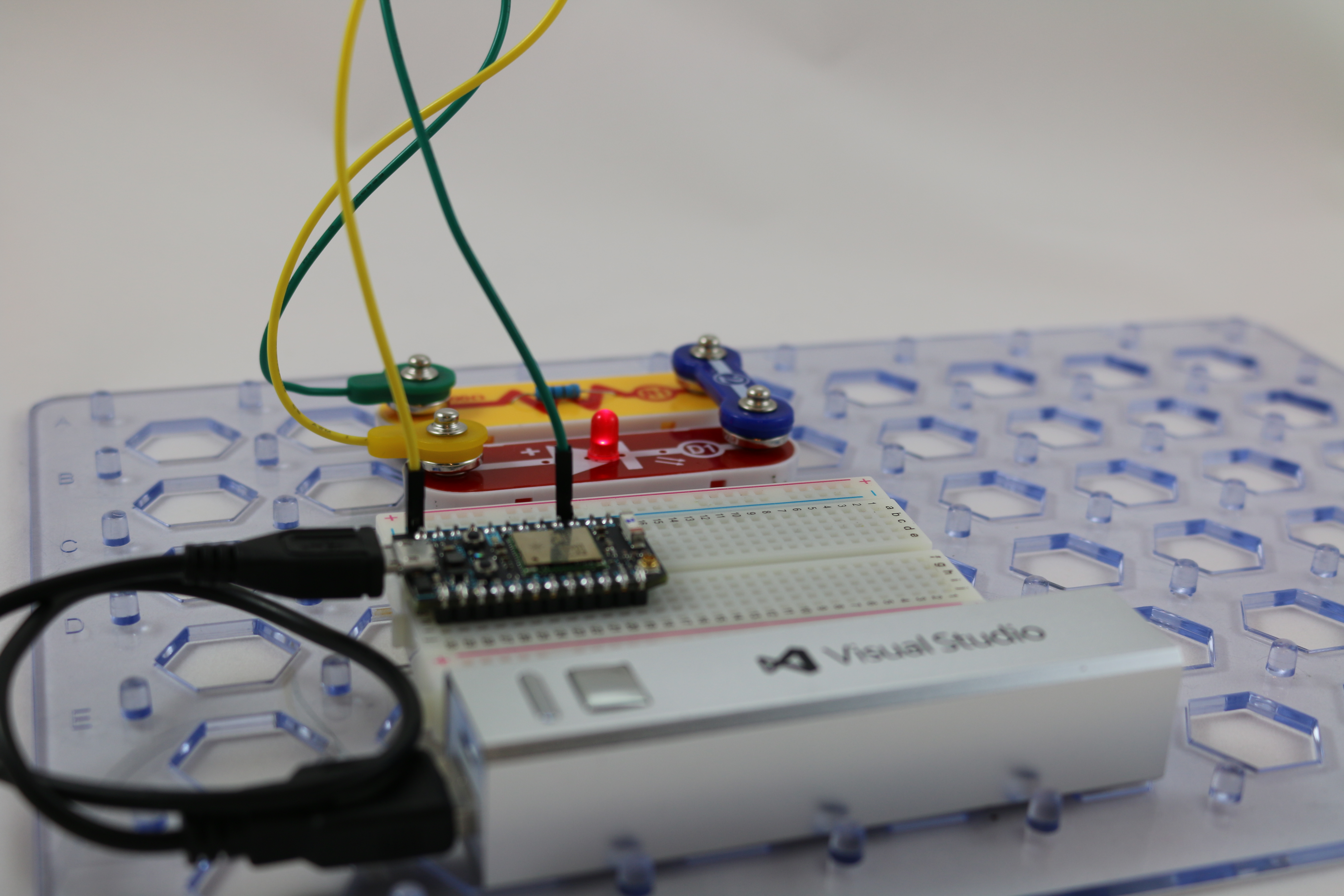 Snap Circuits Push Button Led Hackster Io - Premium Gradient Texture Gallery - Full HD