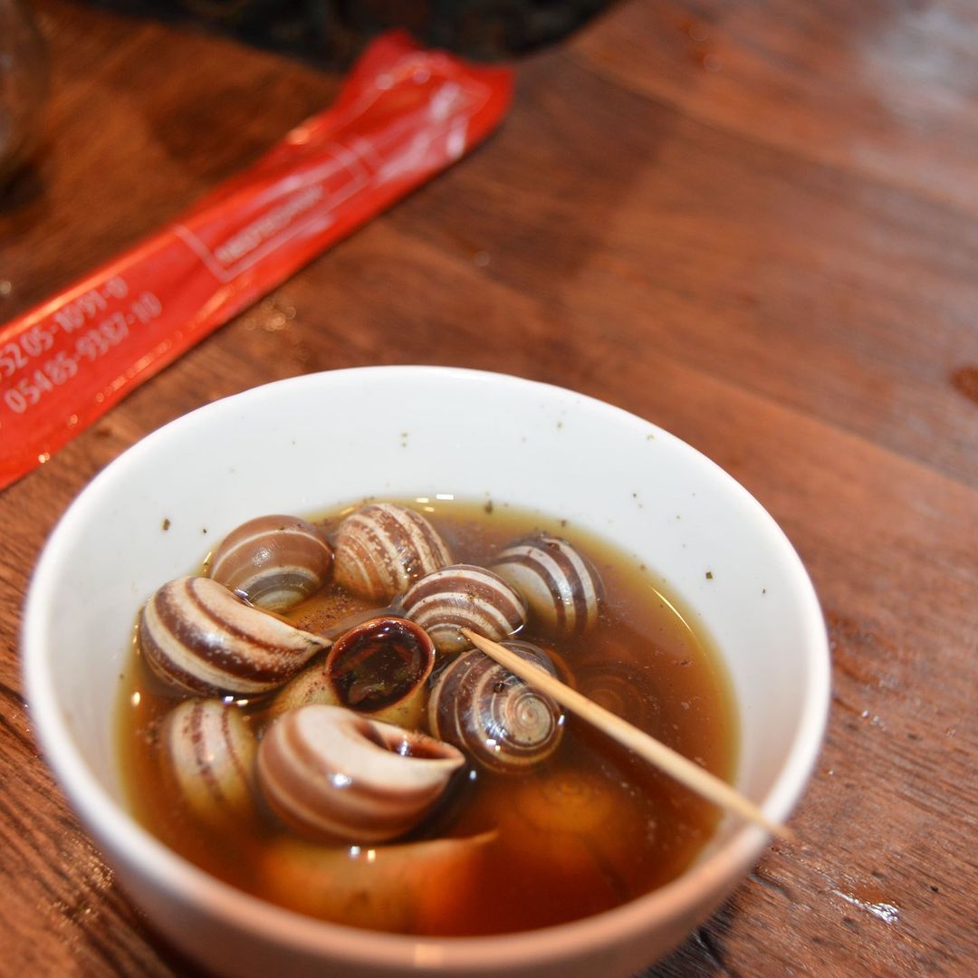 I tried the infamous snails in Marrakech! - Halal Xplorer