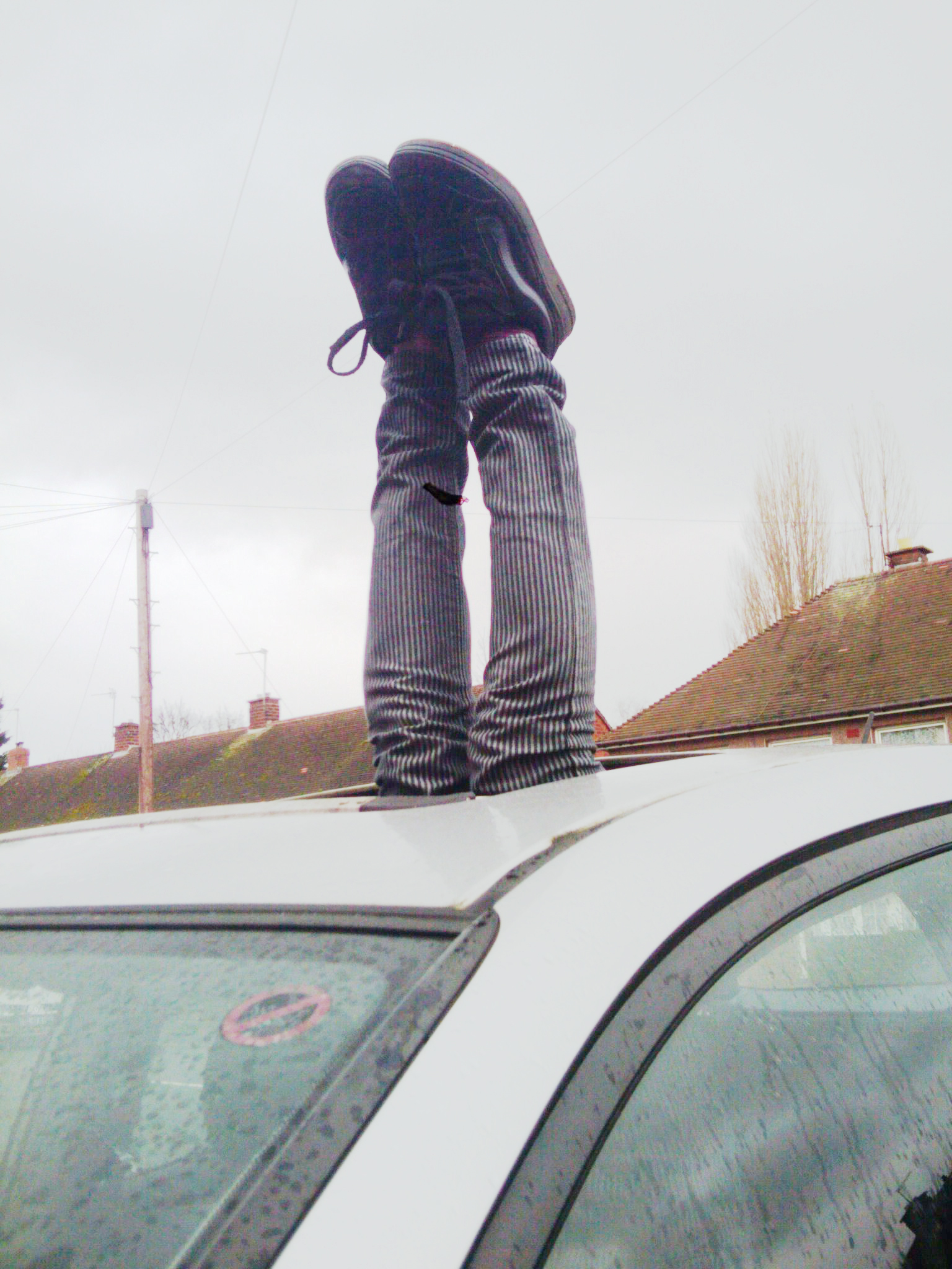 They ‘car’ do that? | Handstandsinoddplaces