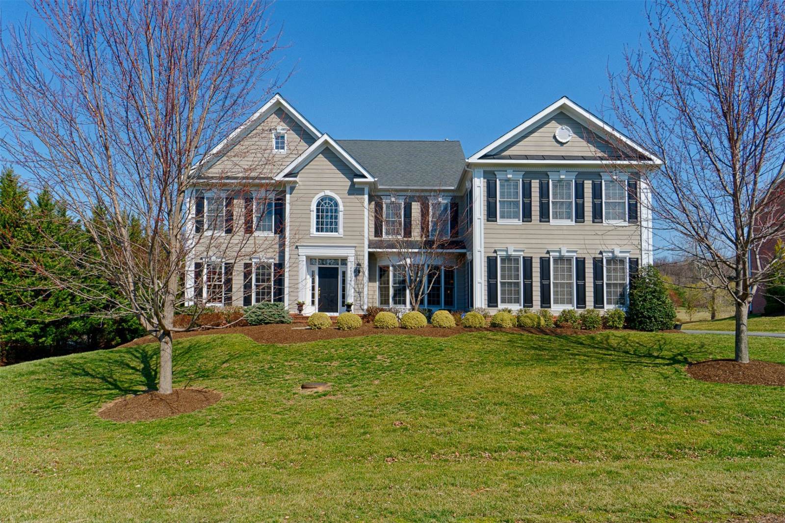 Virginia Country Estate Home Tour - Happy Haute Home