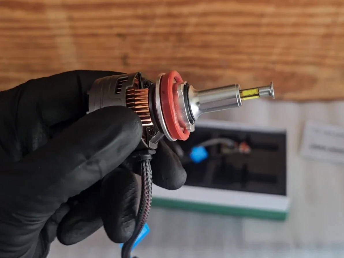 How To Replace The Headlight Bulb Step By Step Guide Hawkglow