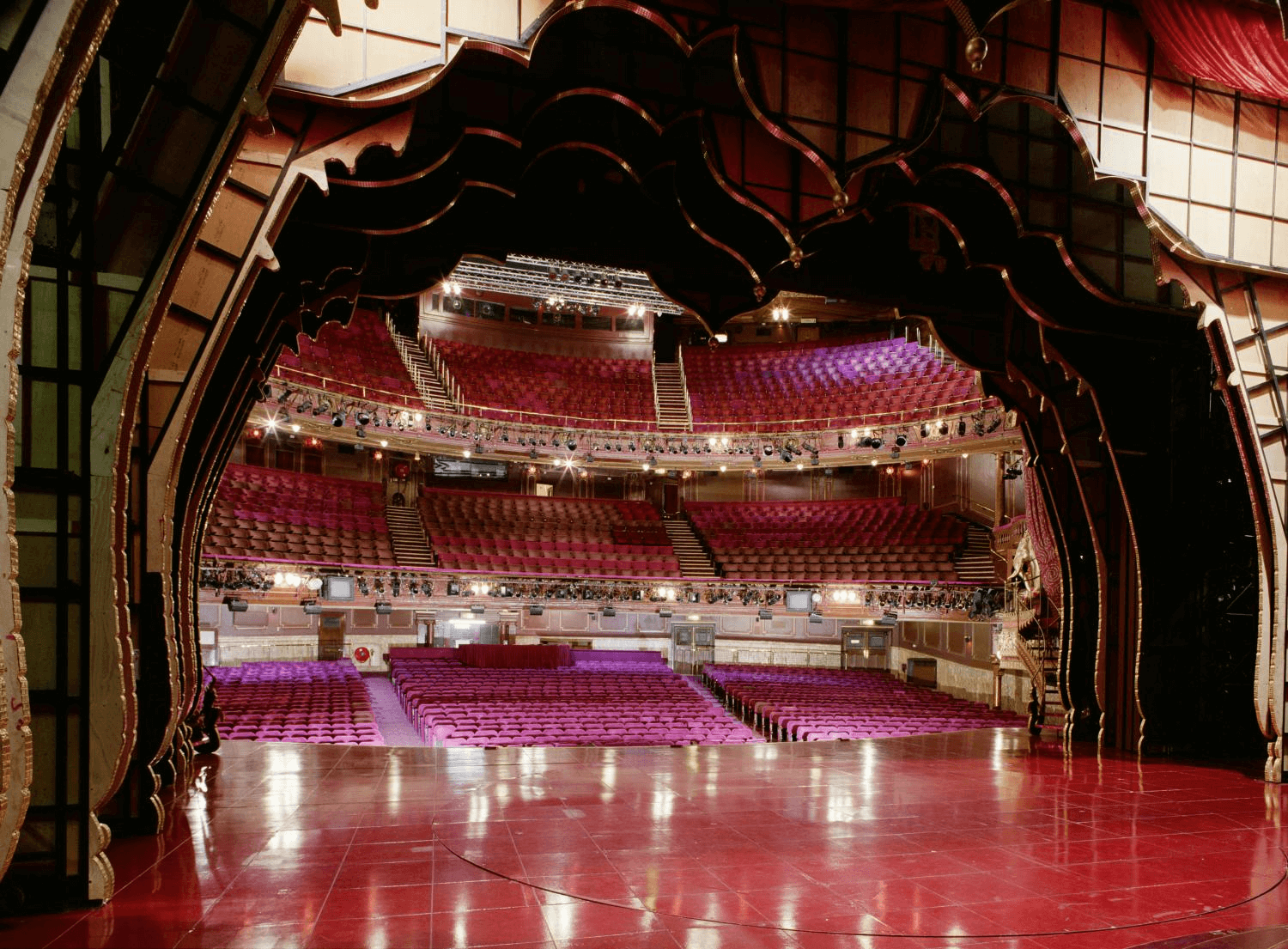 The Story Behind the Great British Pantomime – The Historic England Blog