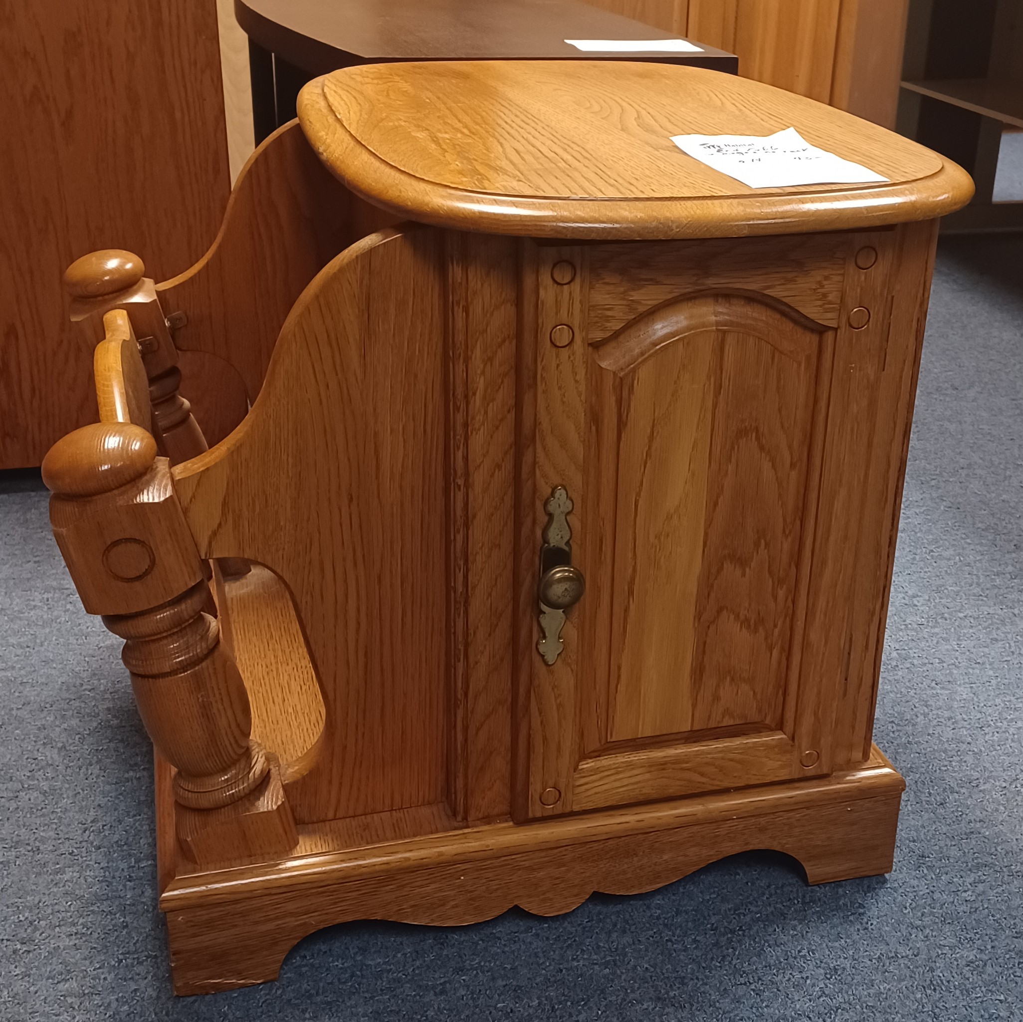 End Table Magazine Rack | Habitat for Humanity of Central Iowa