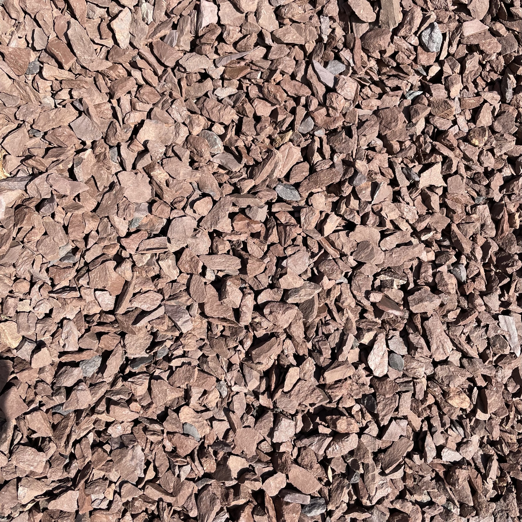 Red stone 3/8″ – Hidey's Landscape Supply Yard