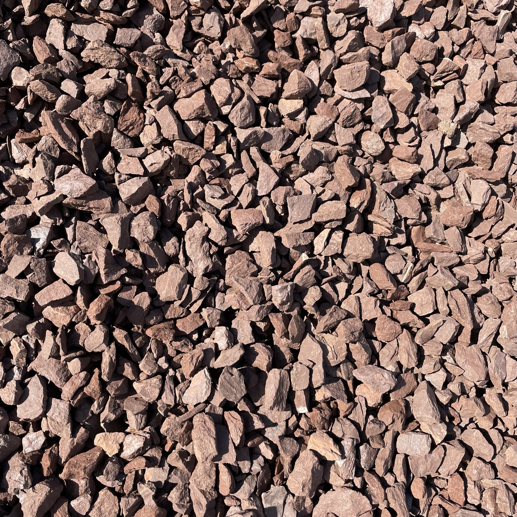 Red stone 3/4 inch – Hidey's Landscape Supply Yard
