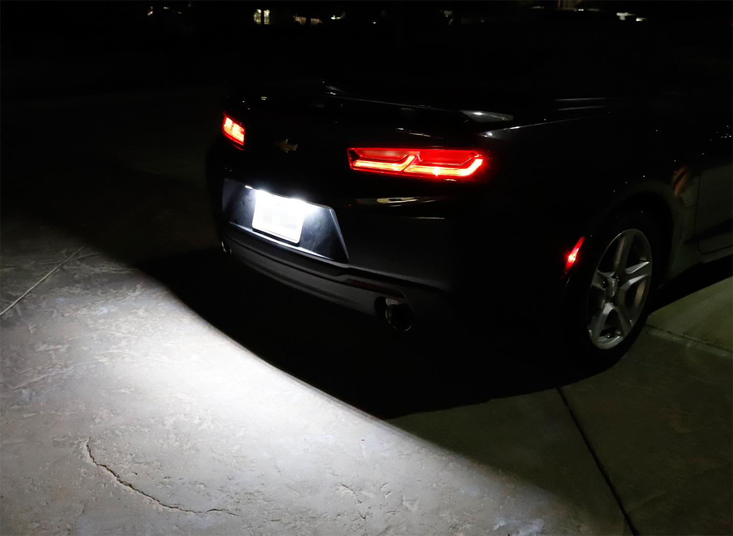 LumaWerx™ LED License Plate Light Assembly | GMC/Chevrolet