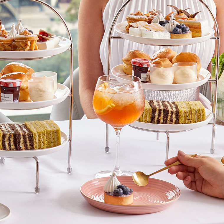 Sky Tea in the Panorama Lounge Bar, InterContinental Sydney - High Tea ...